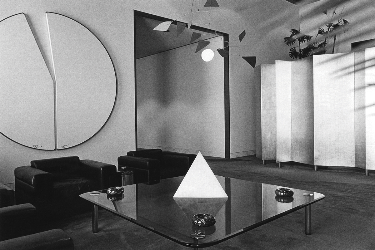 Inside the slick corporate offices of 1970s America - Creative Review